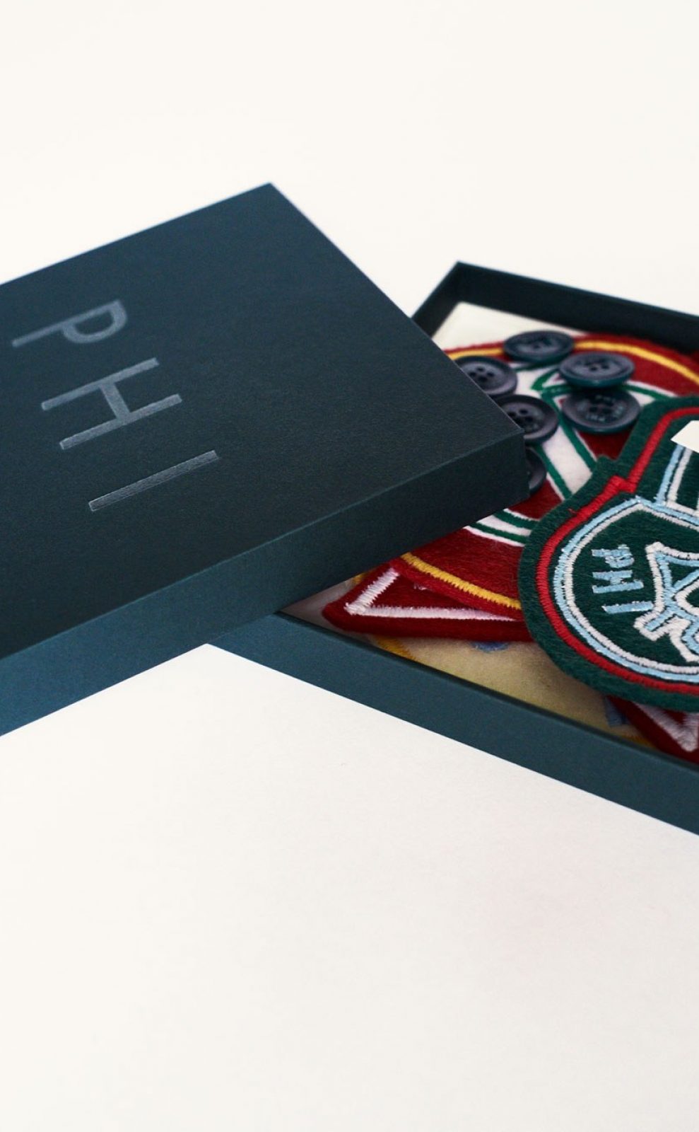 18.2 Burgundy/Red PHI